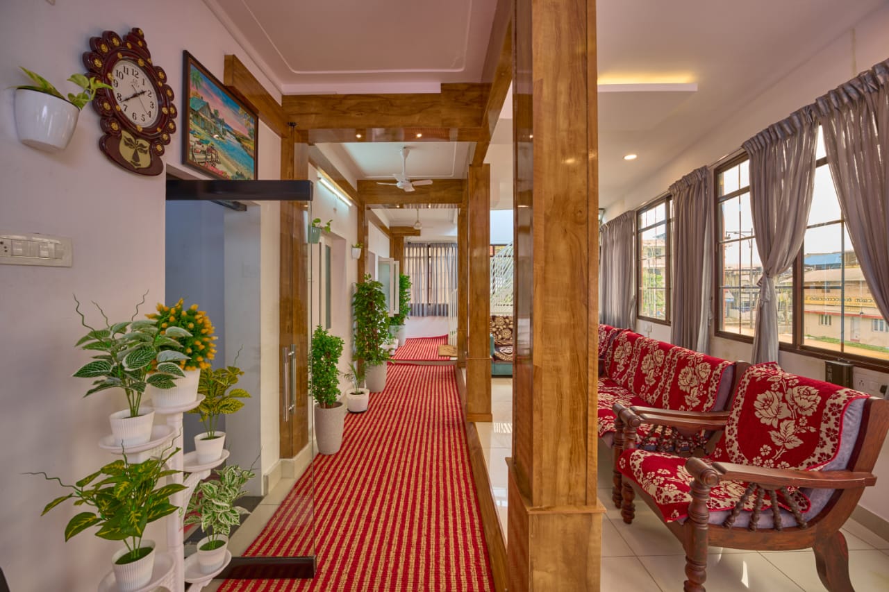 Dormitory in Kochi Near Metro Station - Bookings Online